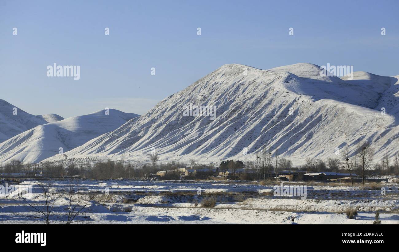 Wuwei hi-res stock photography and images - Alamy