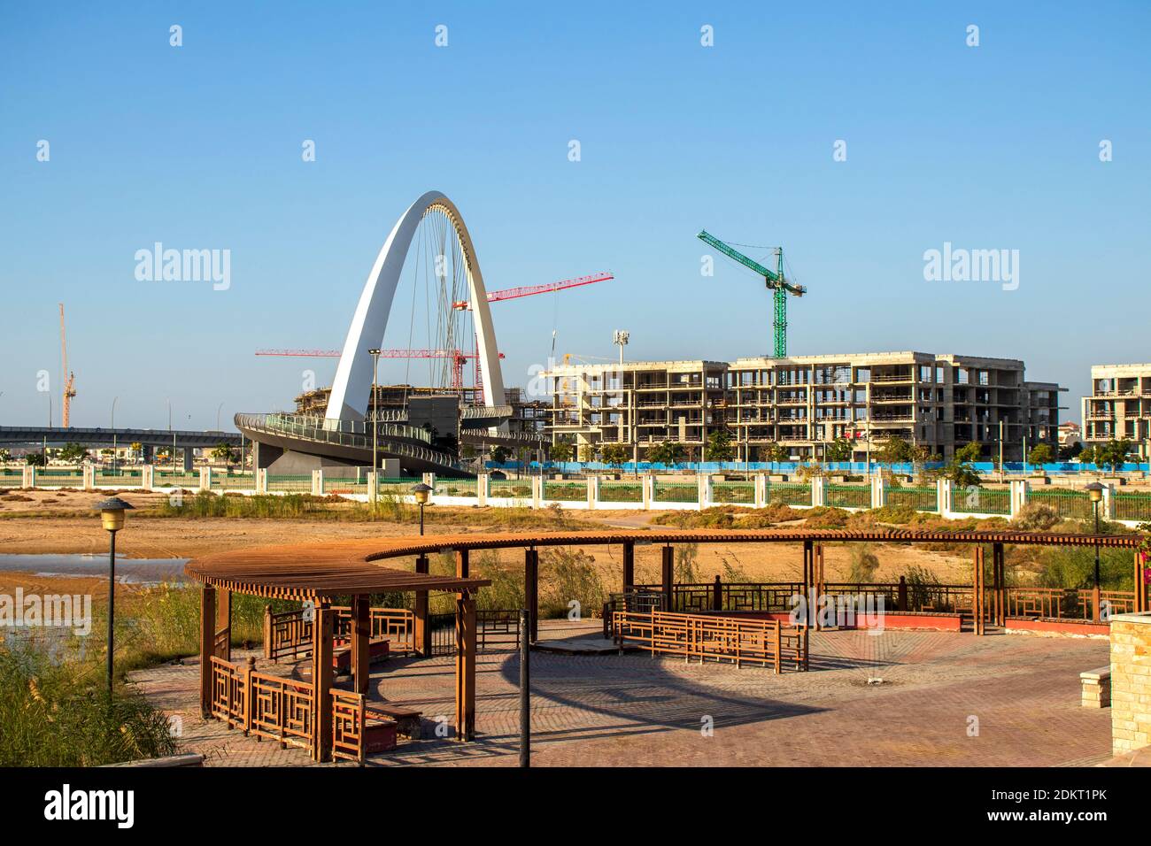 Safa bridge hi-res stock photography and images - Alamy