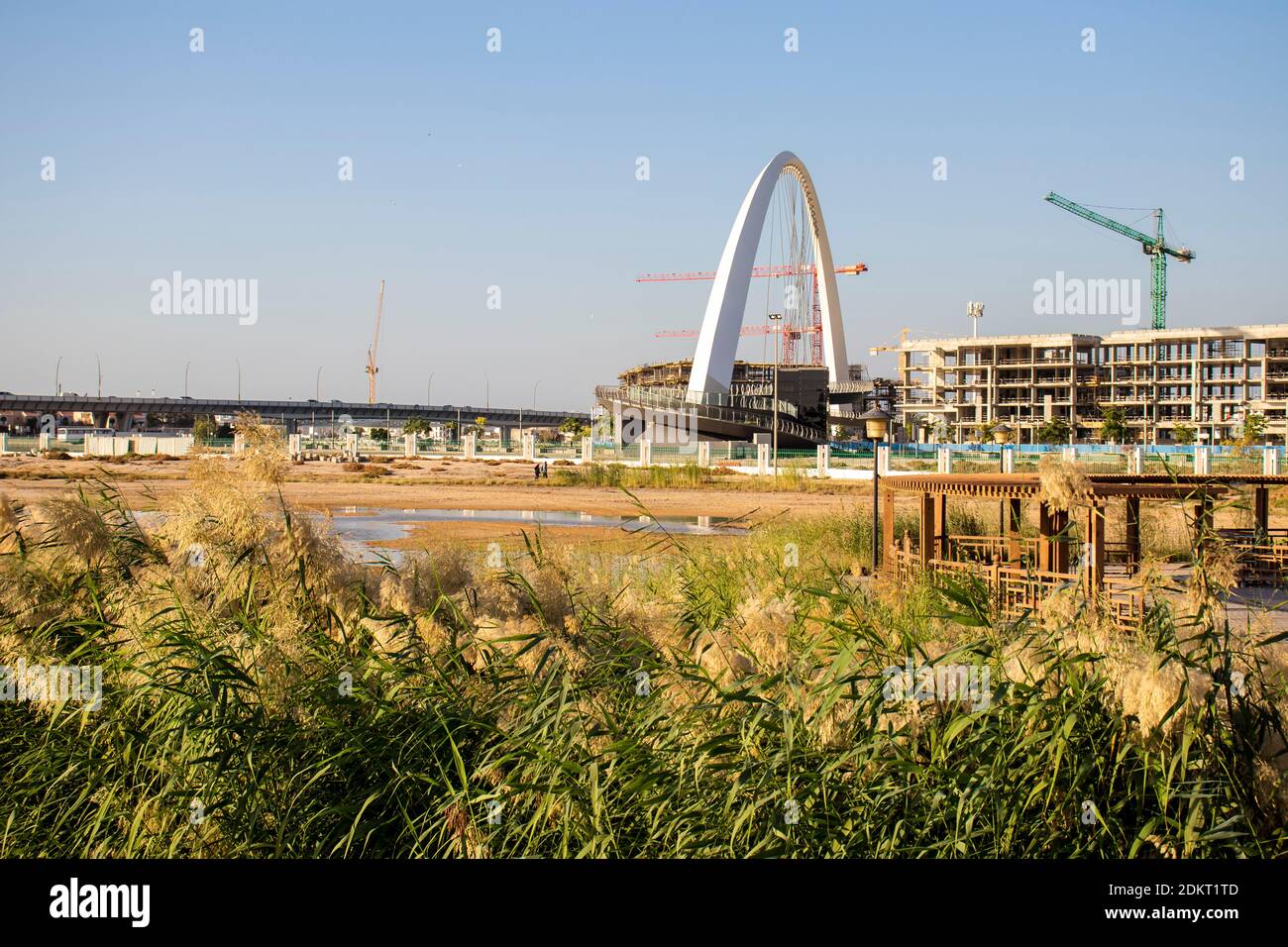Safa bridge hi-res stock photography and images - Alamy