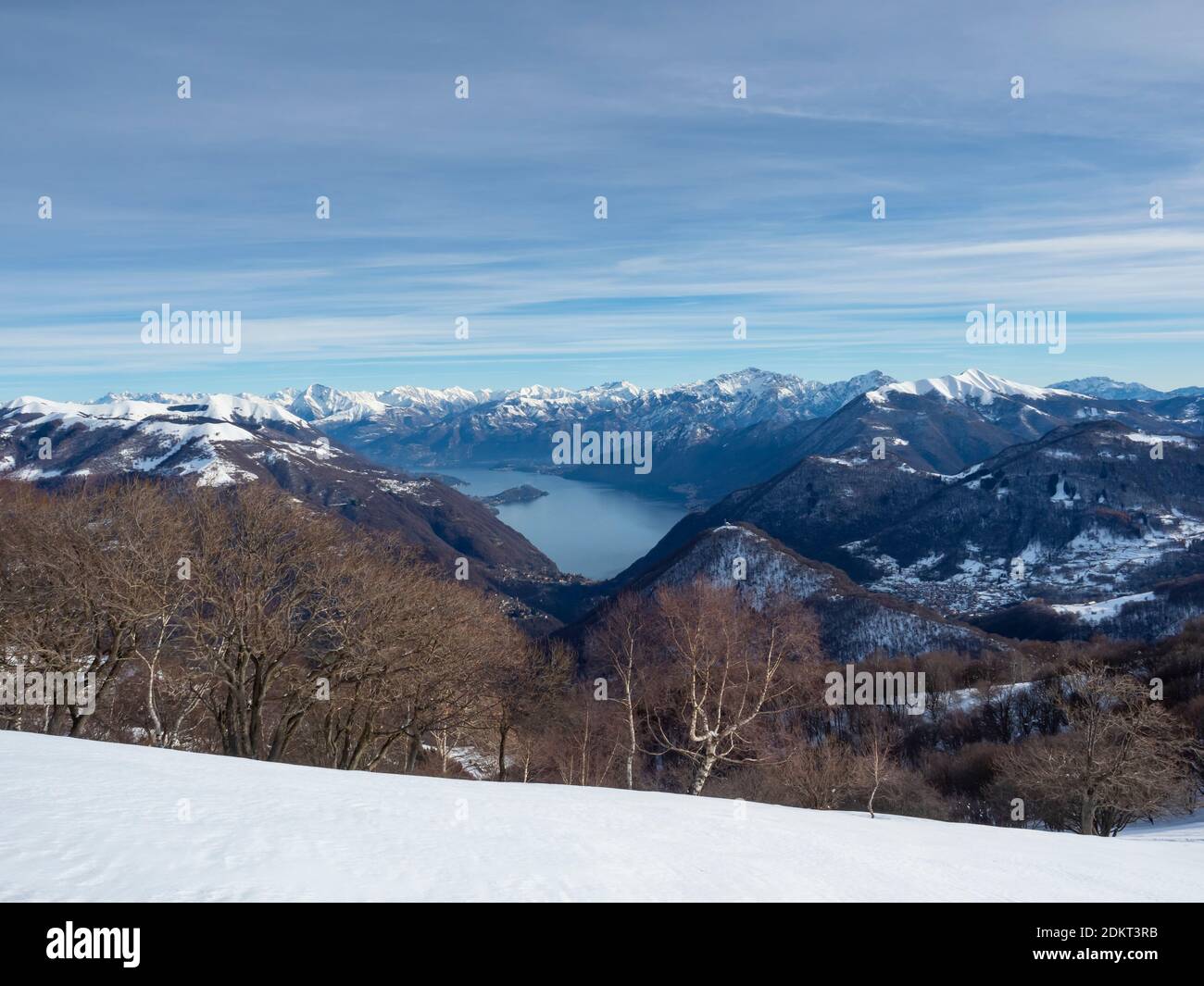 Winter landscape of Lake Como Stock Photo - Alamy