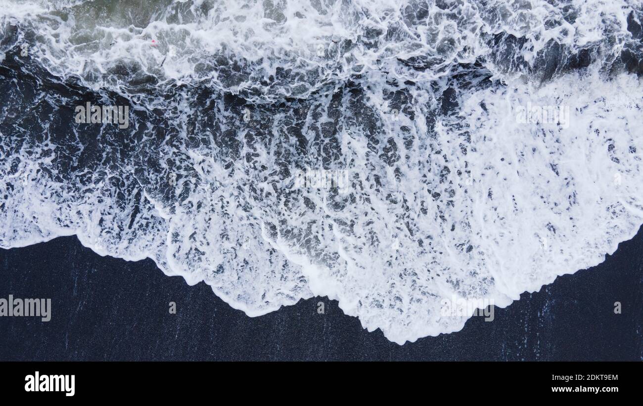 Aerial picture of the waves hi-res stock photography and images - Alamy