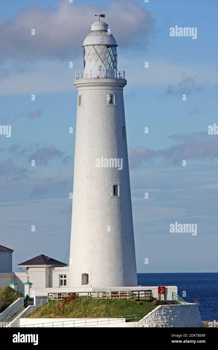 A Traditional Tall British Coastal White Lighthouse Stock Photo - Alamy