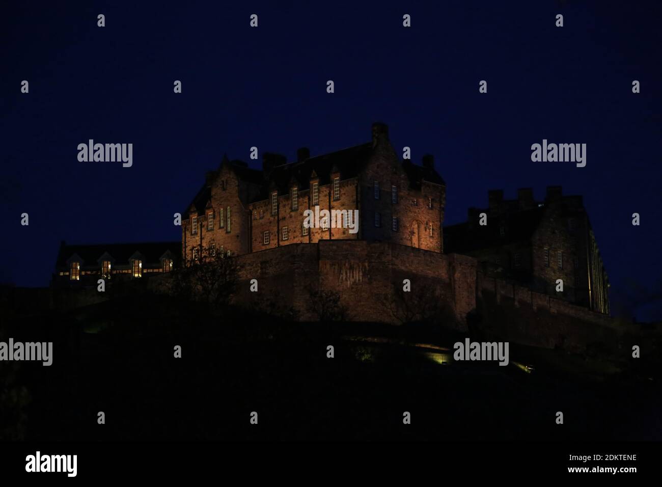 Edinburgh Castle at night, Scotland Stock Photo - Alamy