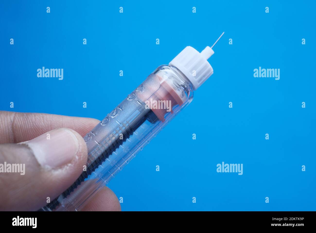 Blue insulin pen hi-res stock photography and images - Alamy