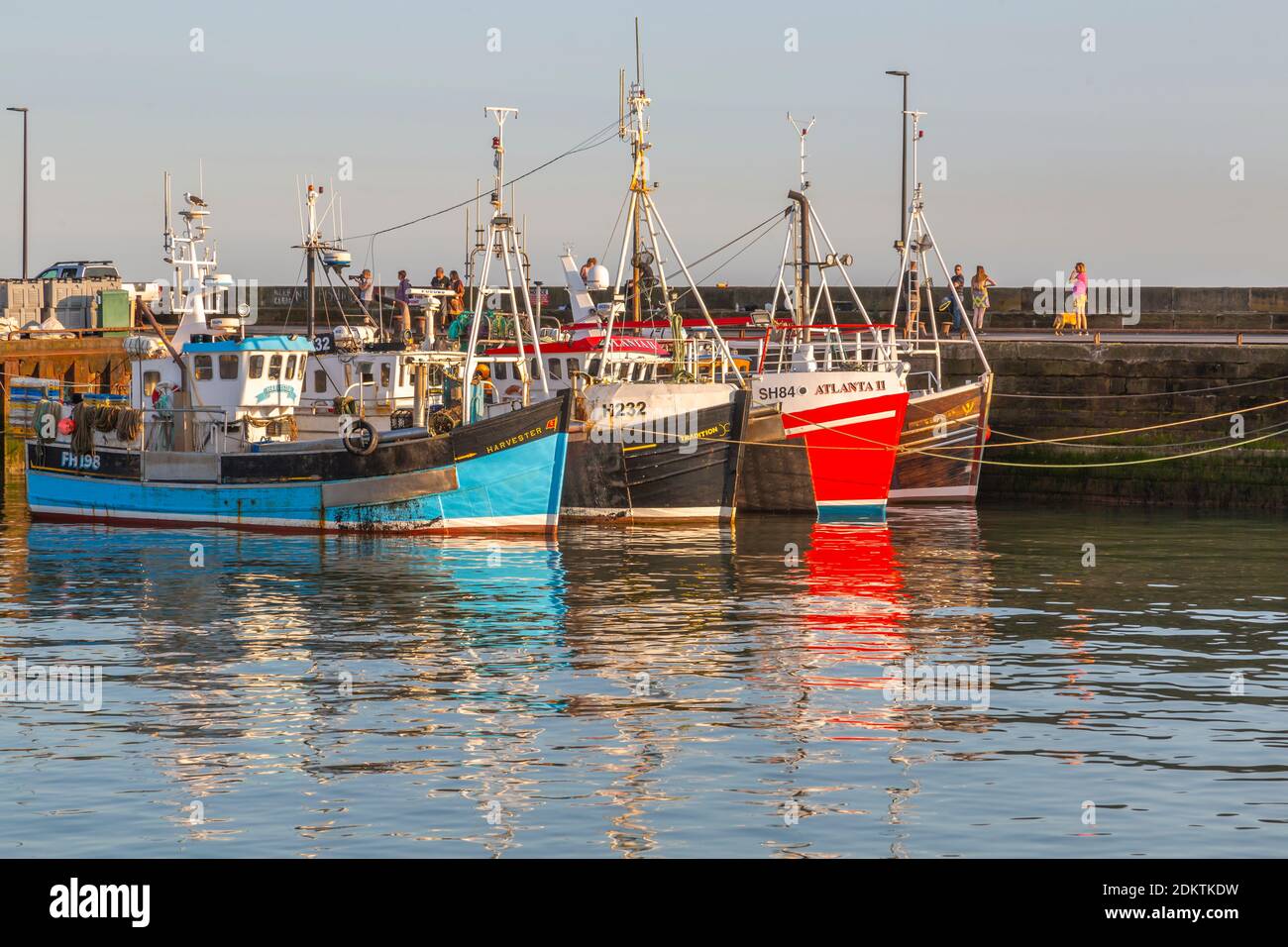 View of bridlington harbour hi-res stock photography and images - Alamy