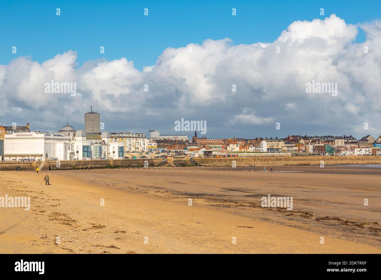 View of South Bridlington Beach, Bridlington, North Yorkshire, England ...