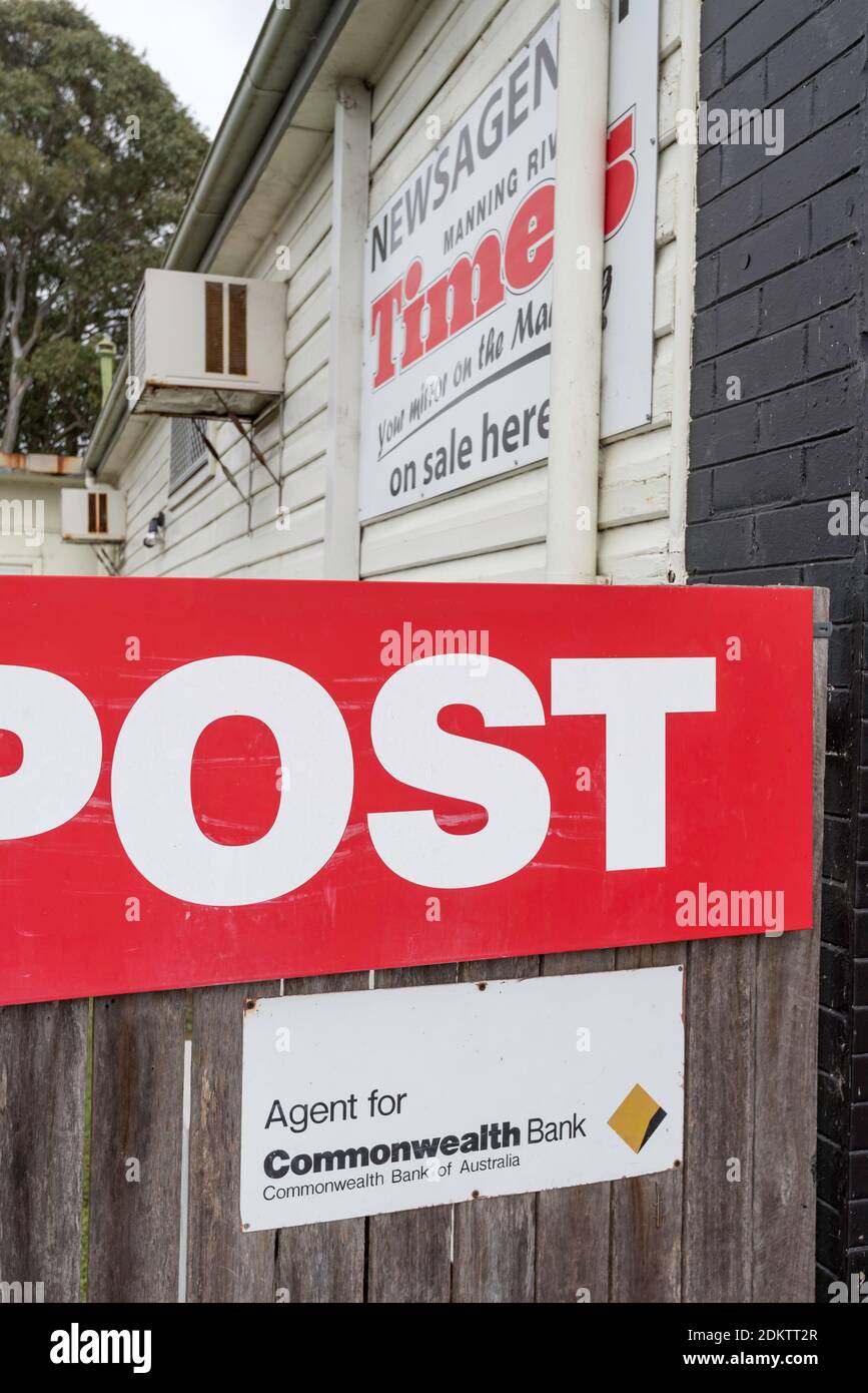 Commonwealth bank sign hi-res stock photography and images - Alamy