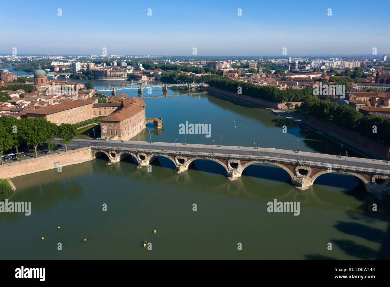 Pont neuf toulouse aerial hi-res stock photography and images - Alamy