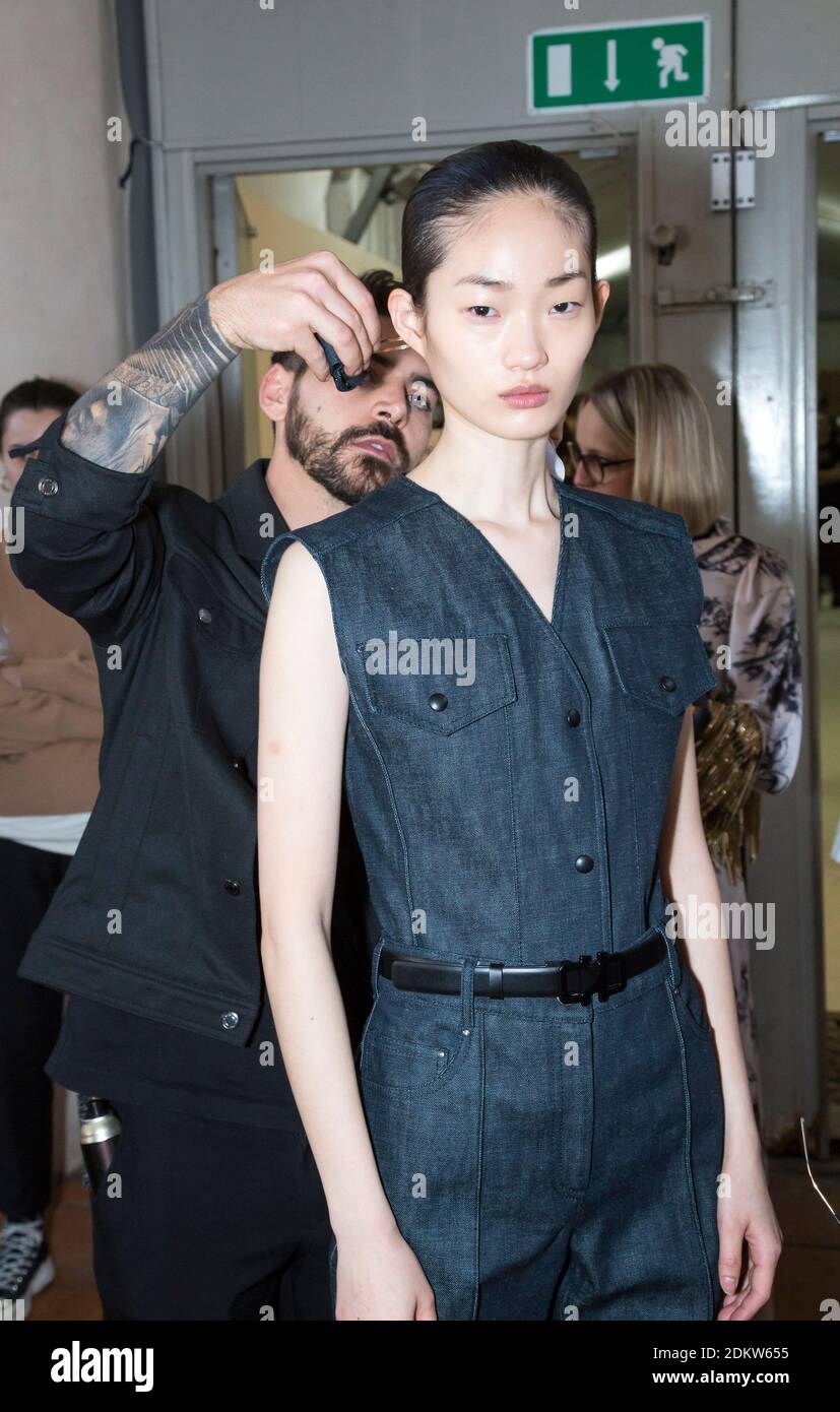 Model Hyunji Shin at Ferragamo fashion show, Milano, Italy February ...