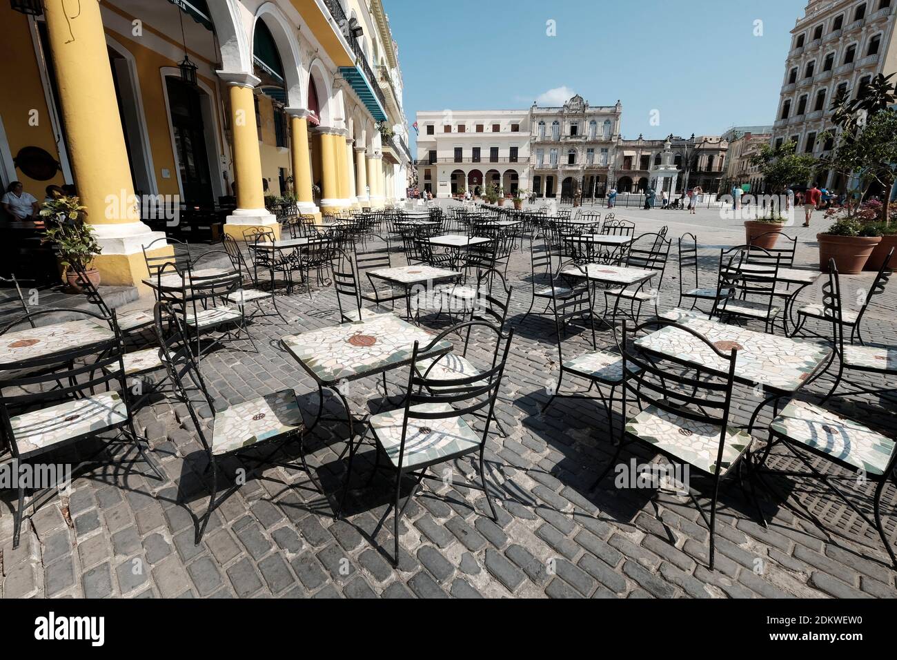 Havana hilton hotel hi-res stock photography and images - Alamy