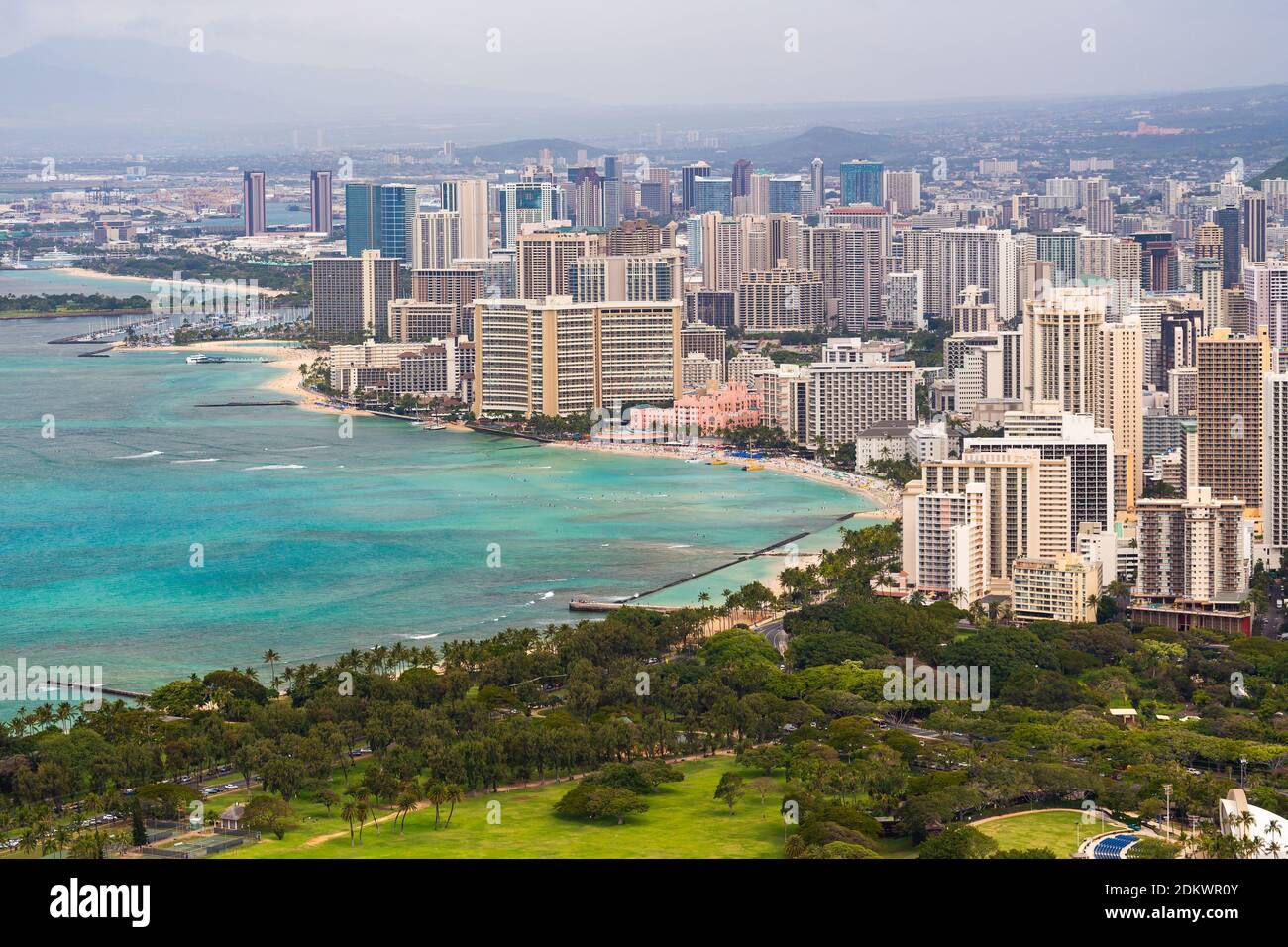 Aerial of waikiki hi-res stock photography and images - Alamy