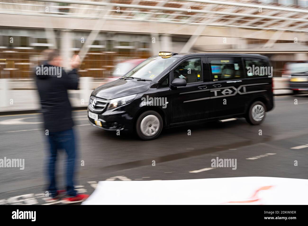 News scotland taxi hi-res stock photography and images - Alamy