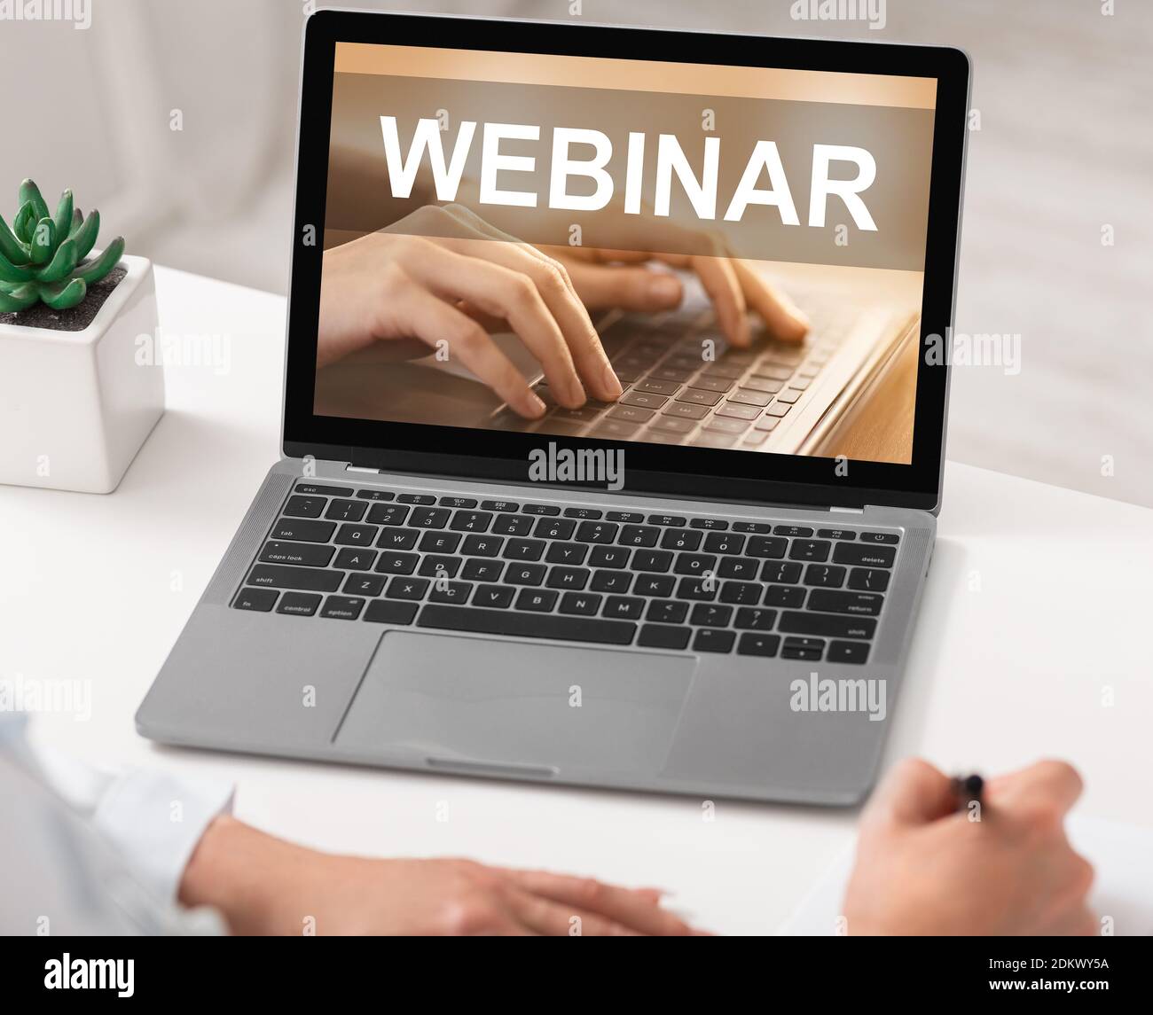 Lady studying online using hi-res stock photography and images - Alamy