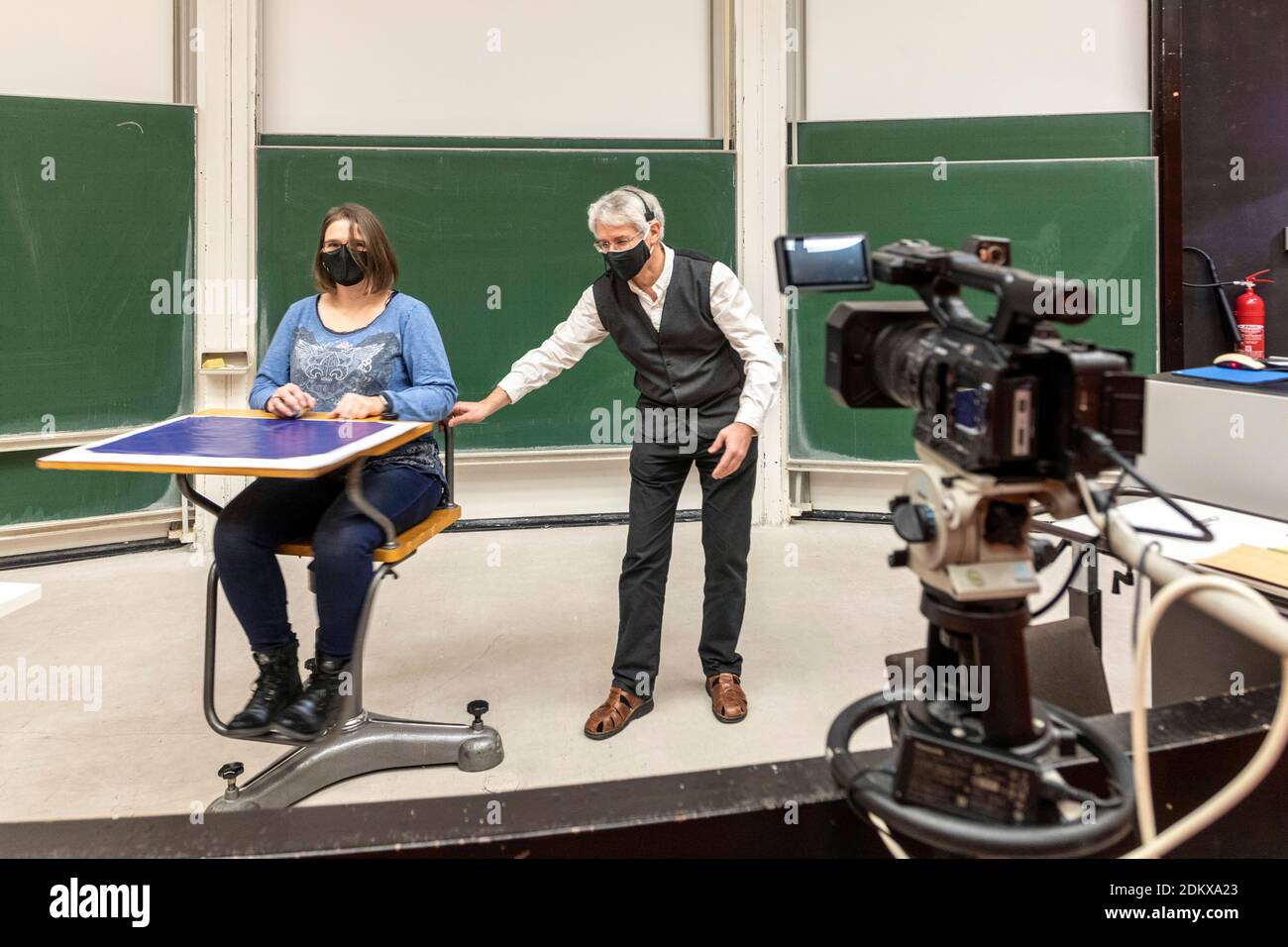 Theater experiment technical school hi-res stock photography and images ...