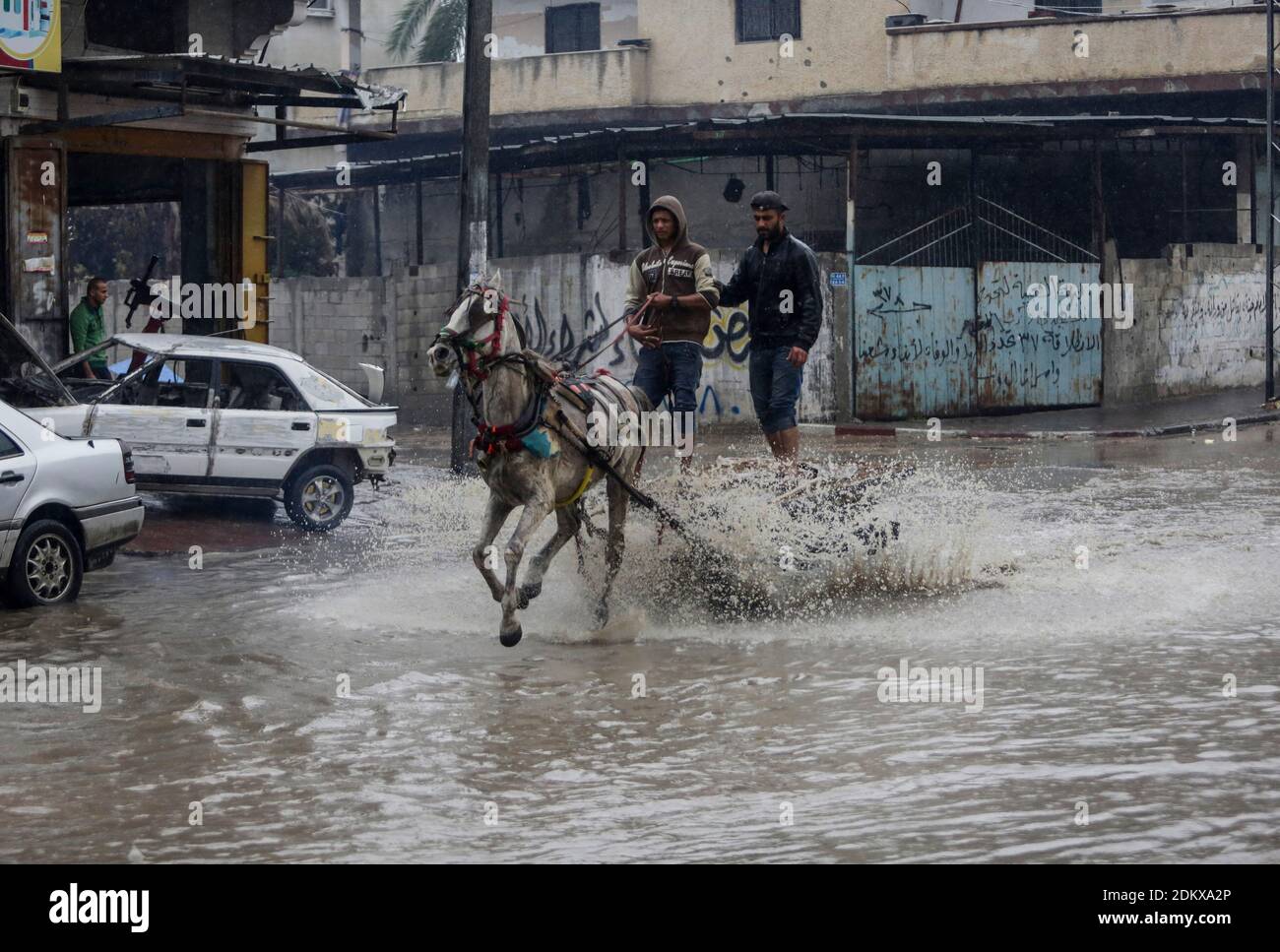 Gaza City, The Gaza Strip, Palestine. 16th Dec, 2020. Palestinians lead ...