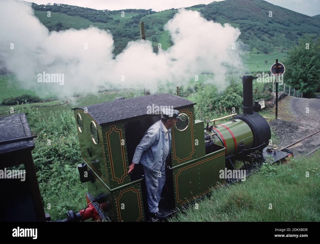 Heritage Talyllyn Railway. Steam locomotive going pass Quarry Siding ...