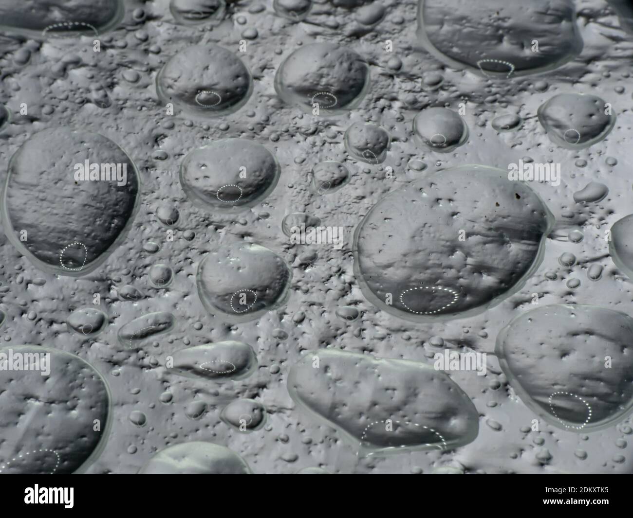 Raindrop glass wall hi-res stock photography and images - Alamy