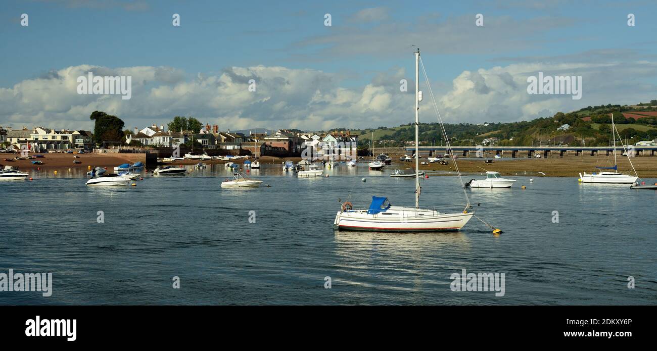 Boats moored in the river Teign estuary at Teignmouth (back beach ...