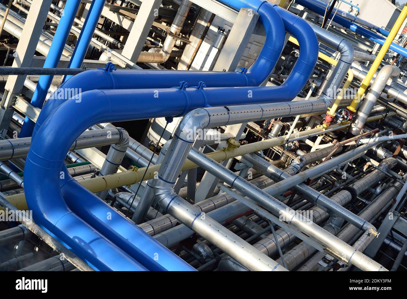 A web of piping inside theUS Oil Refinery, Tacoma, WA Stock Photo - Alamy
