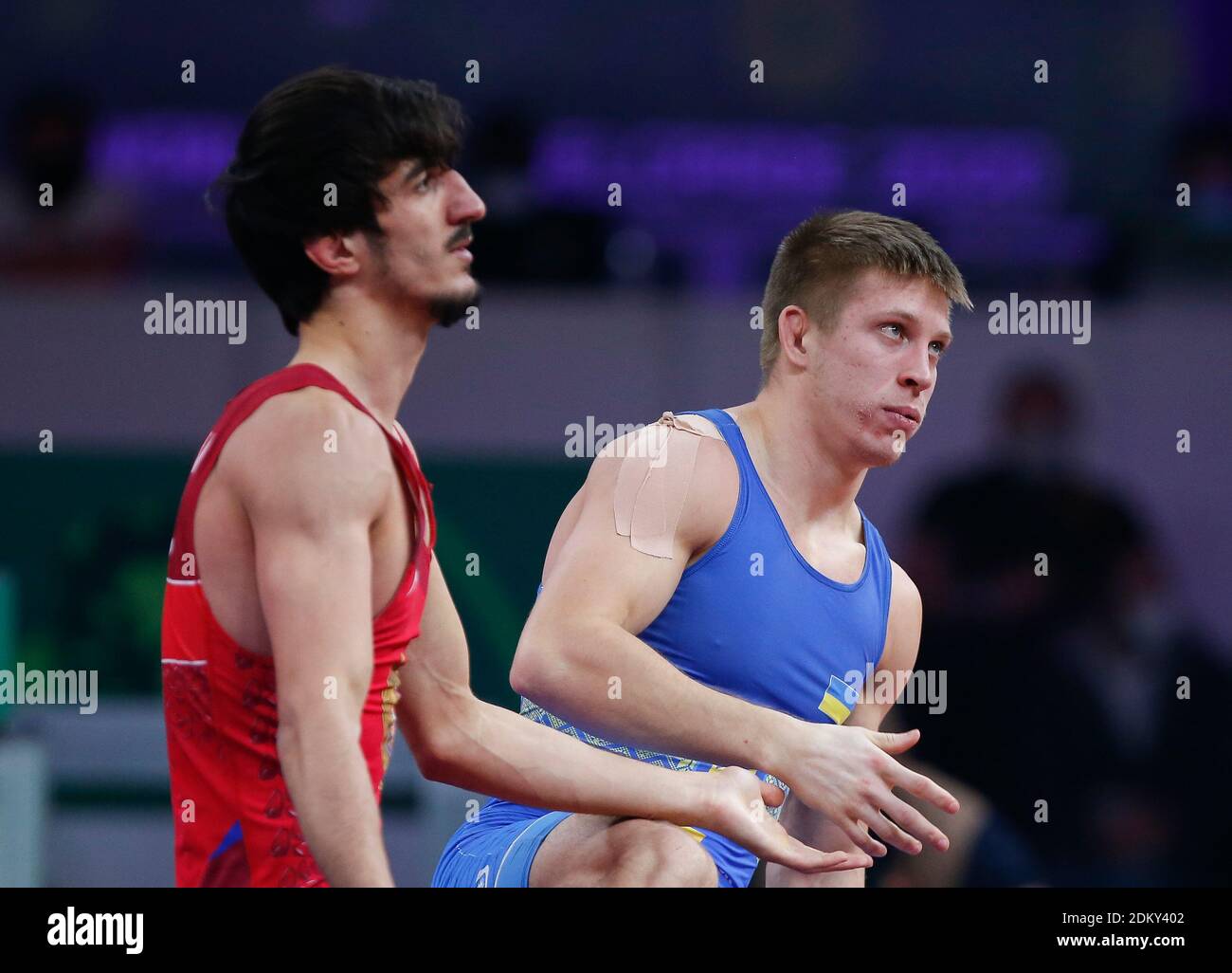 Compete in wrestling hi-res stock photography and images - Alamy
