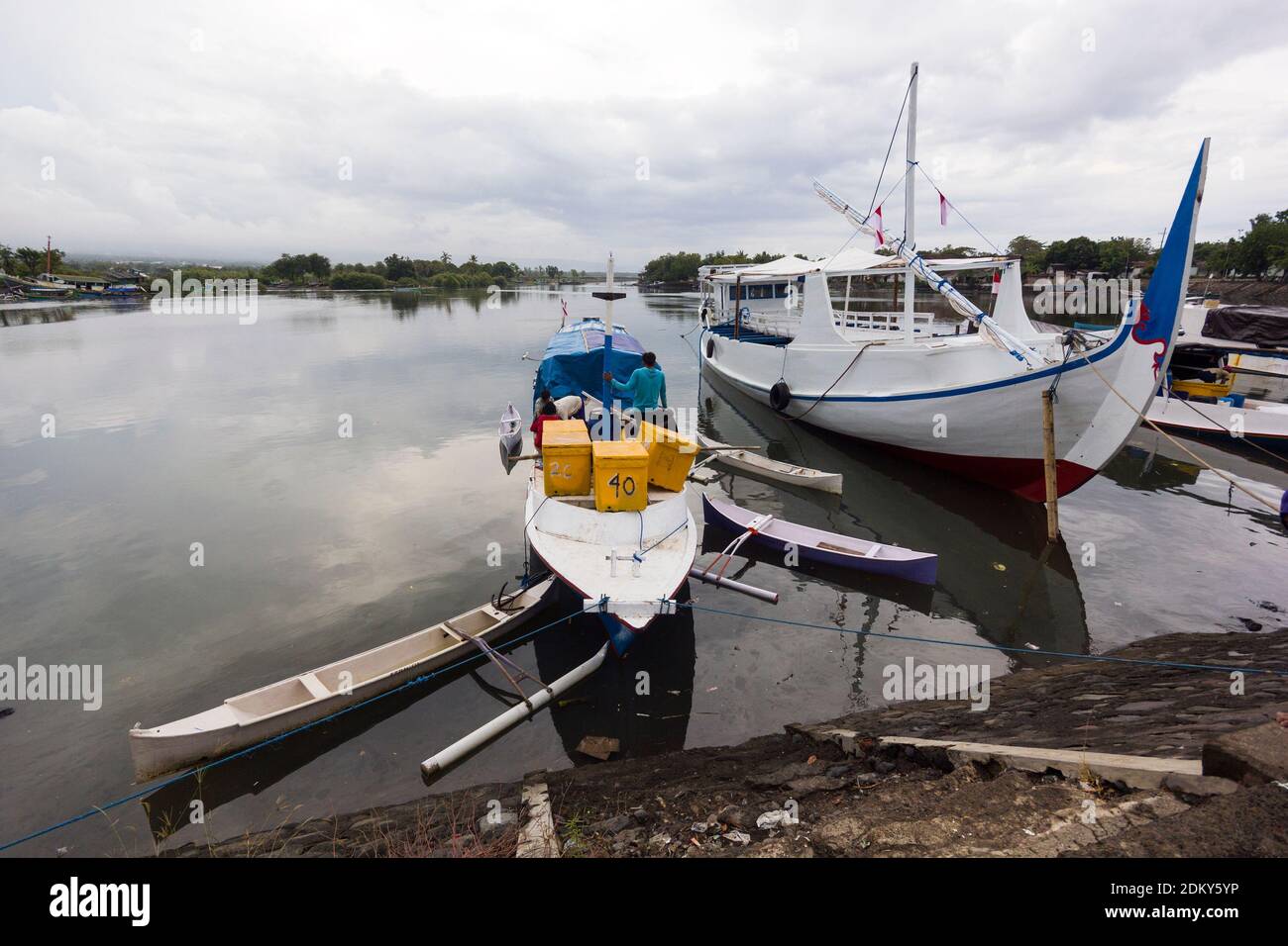 Traditional port on Boom beach, Banyuwangi regency Stock Photo - Alamy