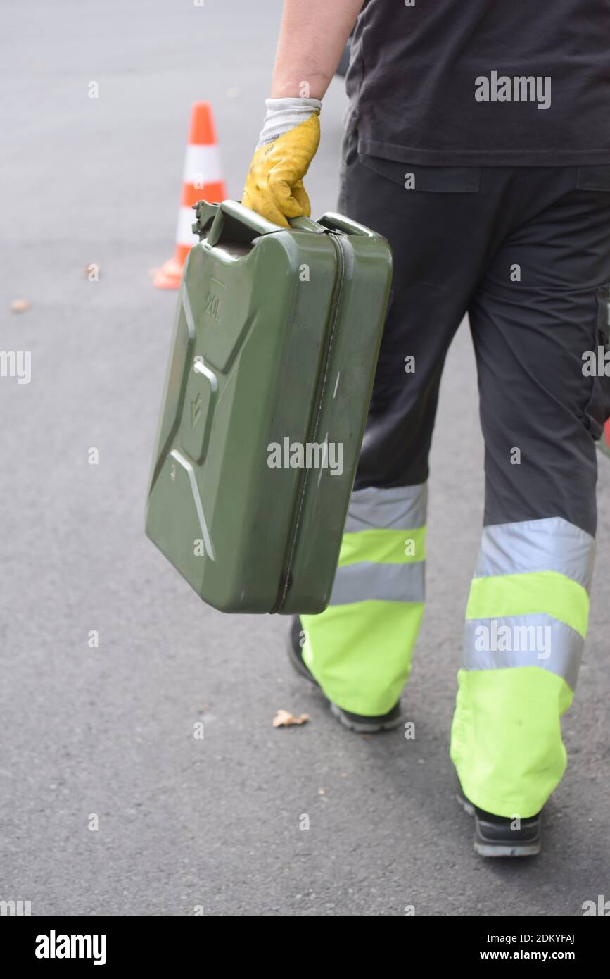 a jerry can for the transportation of fuel in a container Stock Photo ...