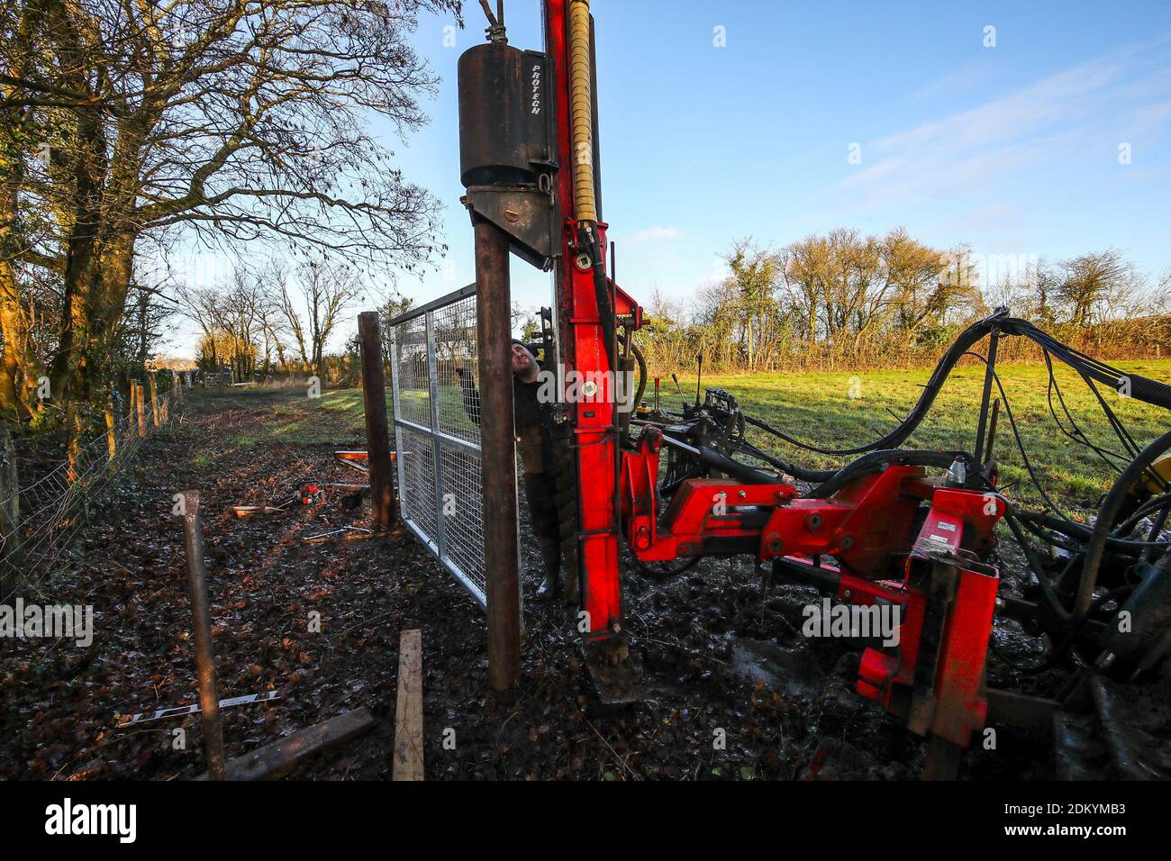 Pete Barnby Agricultural Fencing using a specially built and adapted ...