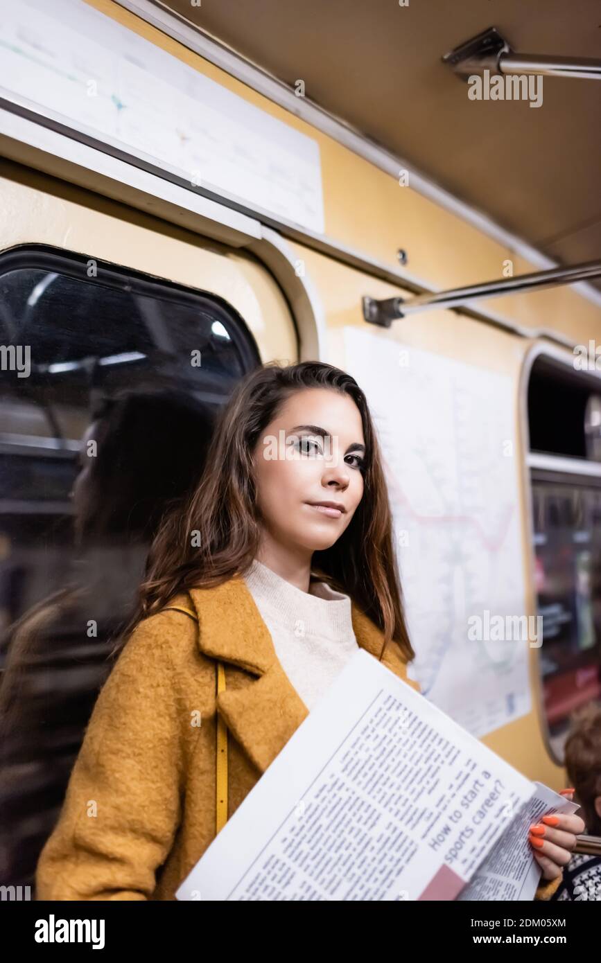 Newspaper stand at the train station hi-res stock photography and ...