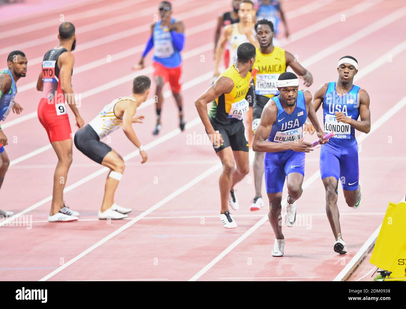 Wilbert London, Rai Benjamin (USA) 4x400 relay men Gold Medal. IAAF ...