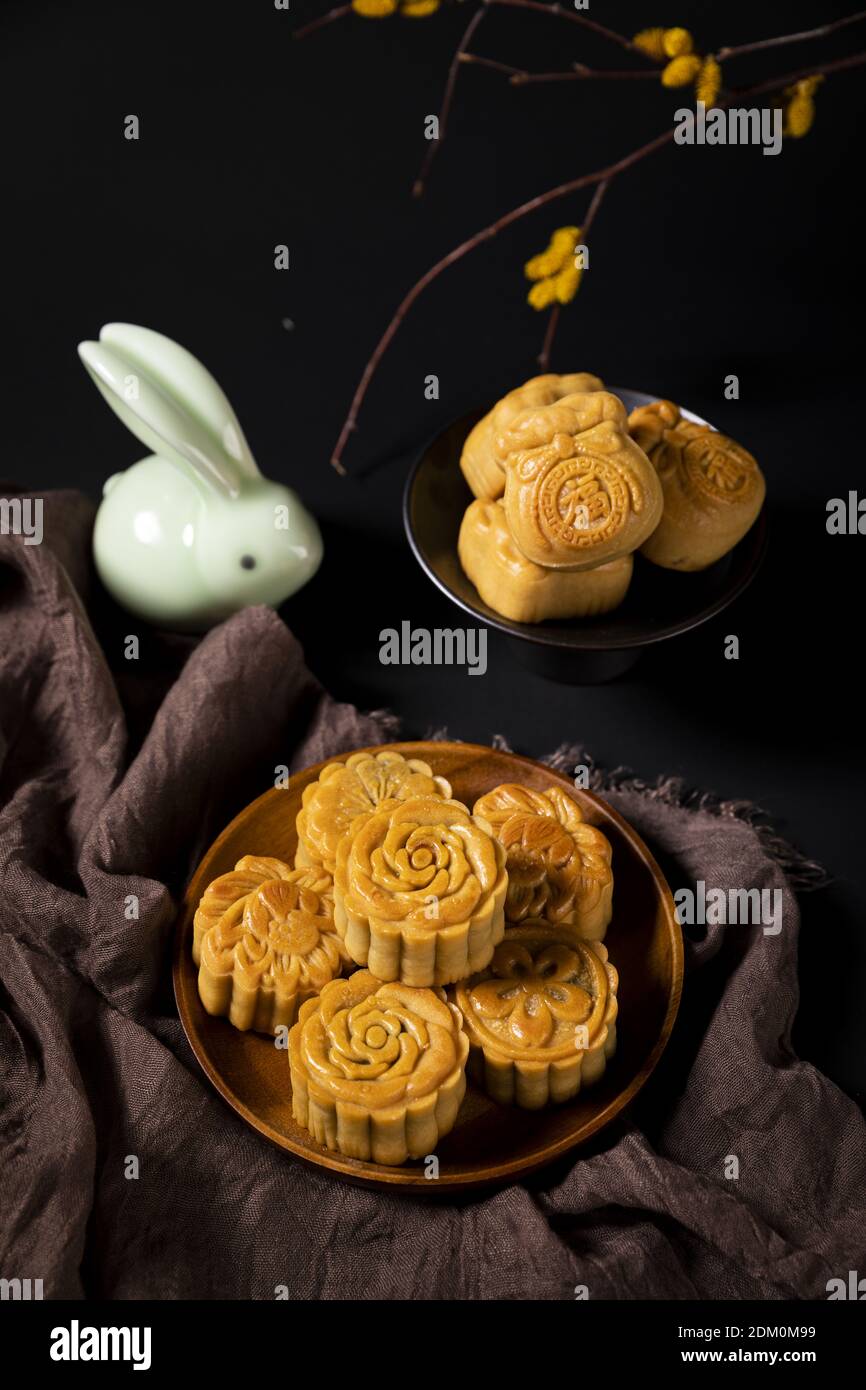 A top view of mooncakes on a plate for Mid-Autumn Festival isolated on ...