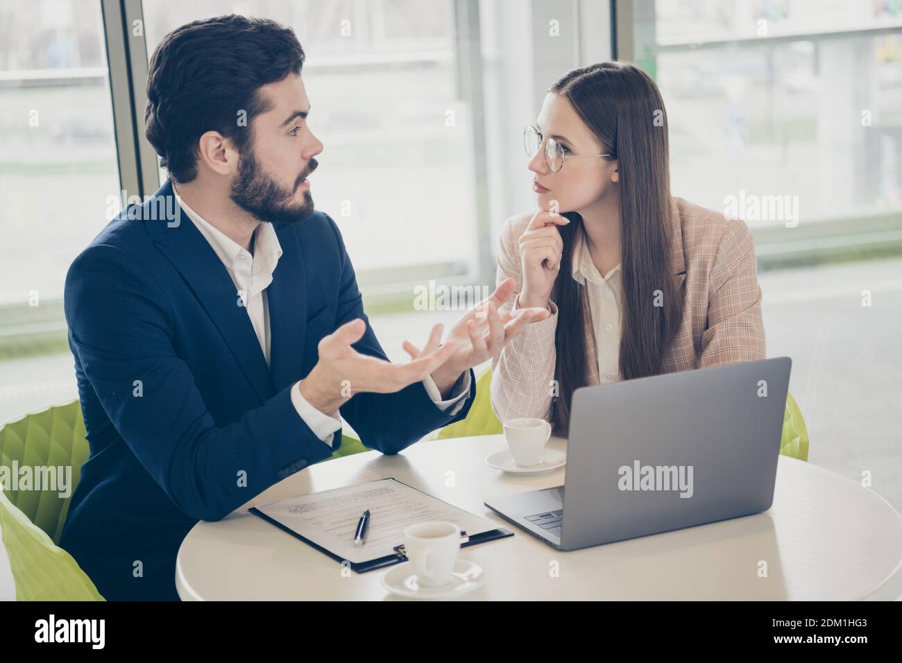 Clever client hi-res stock photography and images - Alamy
