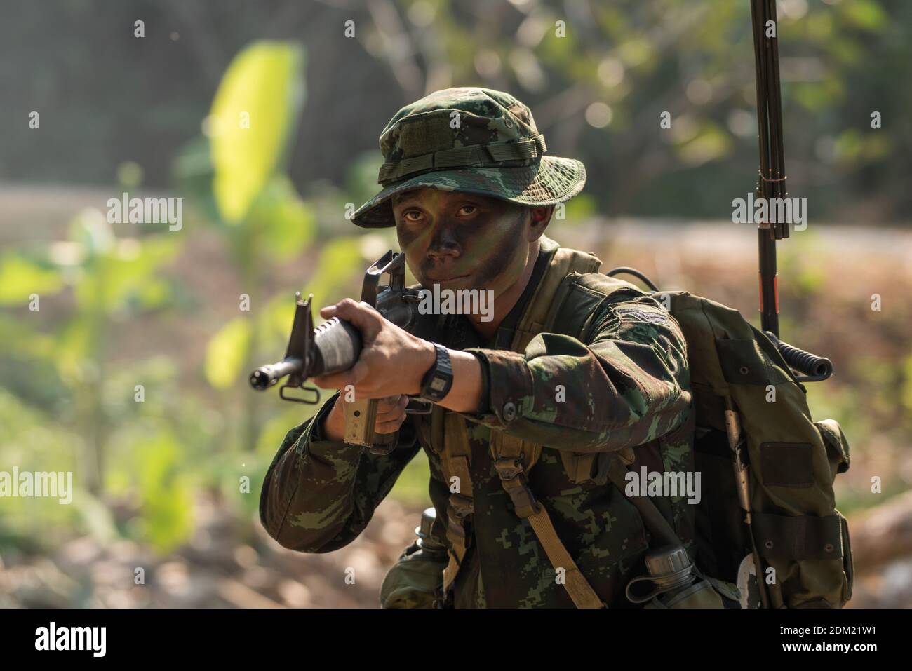 Indian rifle uniform hi-res stock photography and images - Alamy