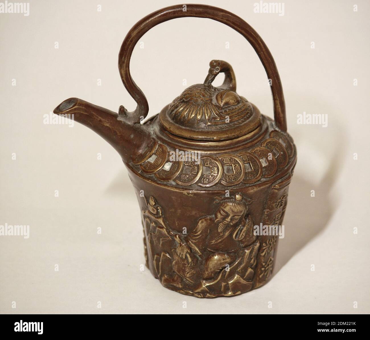 Traditional old chinese tea cup Stock Photo - Alamy