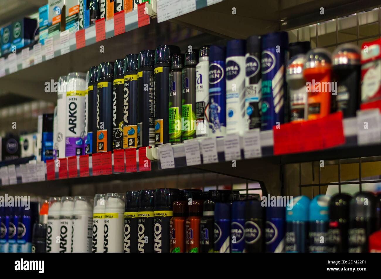 Deodorant store shelf hi-res stock photography and images - Alamy