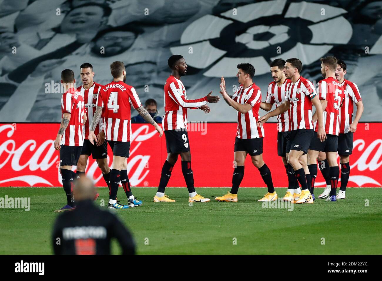 Capa de capa hi-res stock photography and images - Alamy