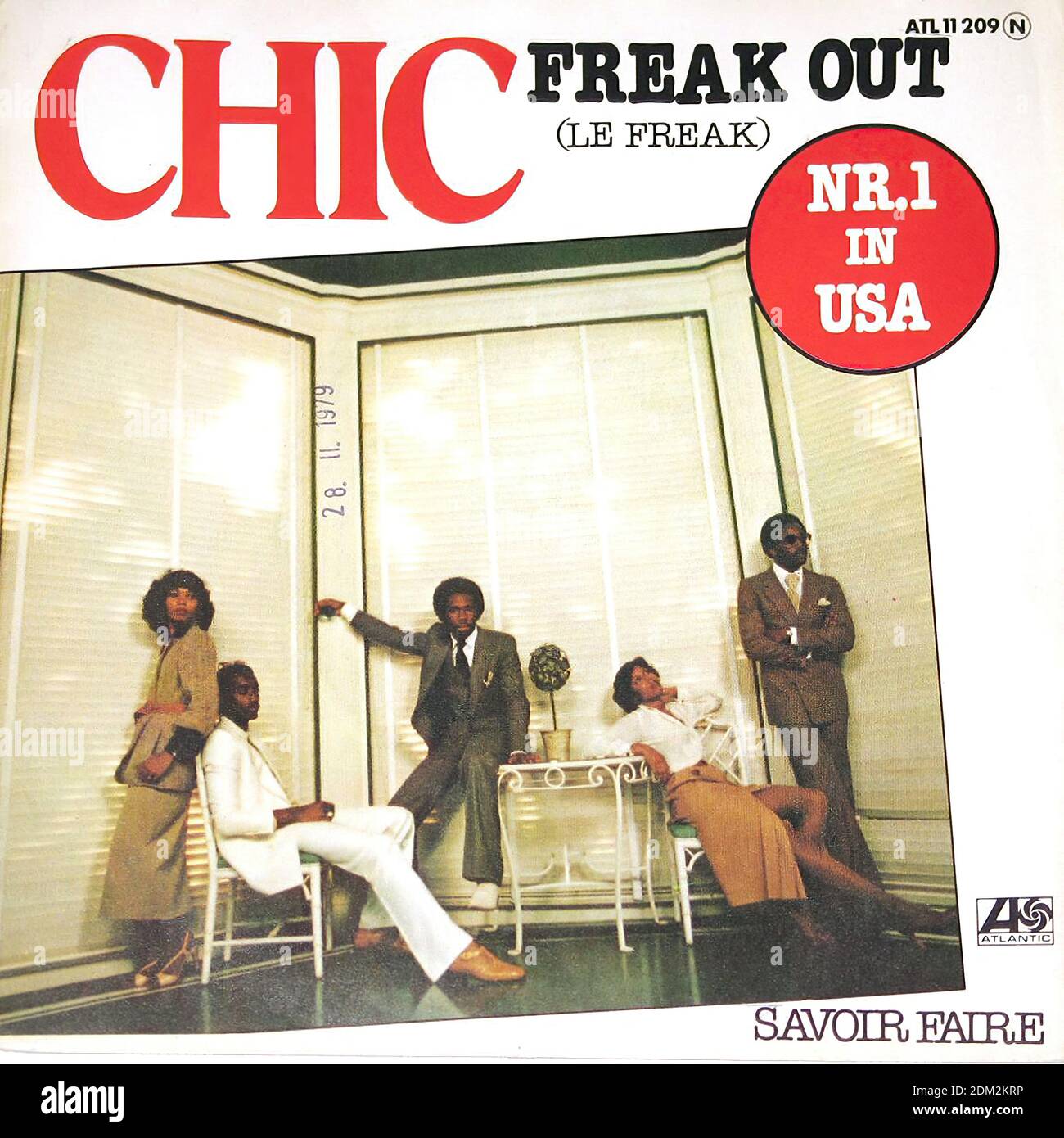 Chic album cover hi-res stock photography and images - Alamy