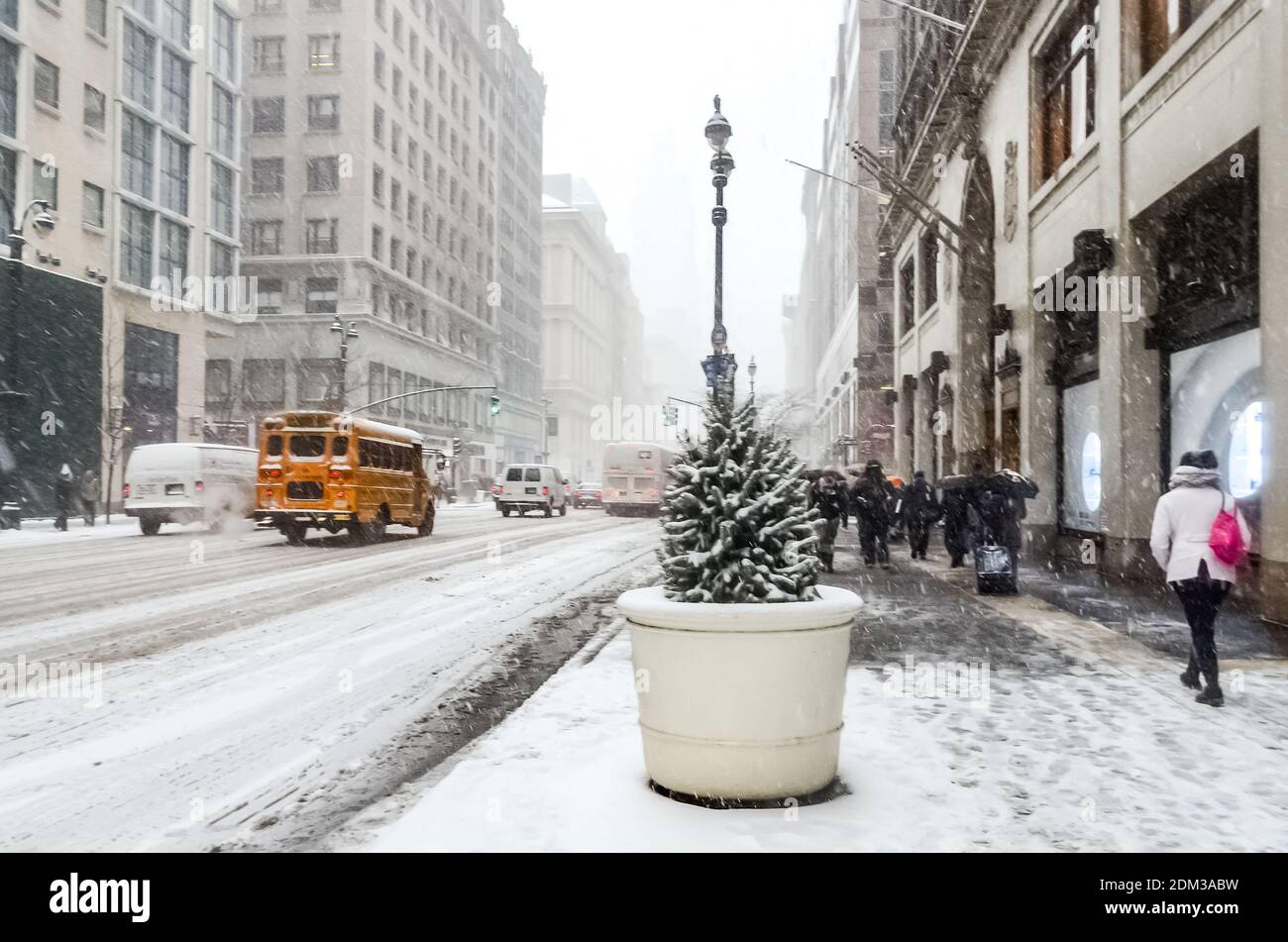 Winter snowstorm blizzard in New York City with heavy snow falling ...