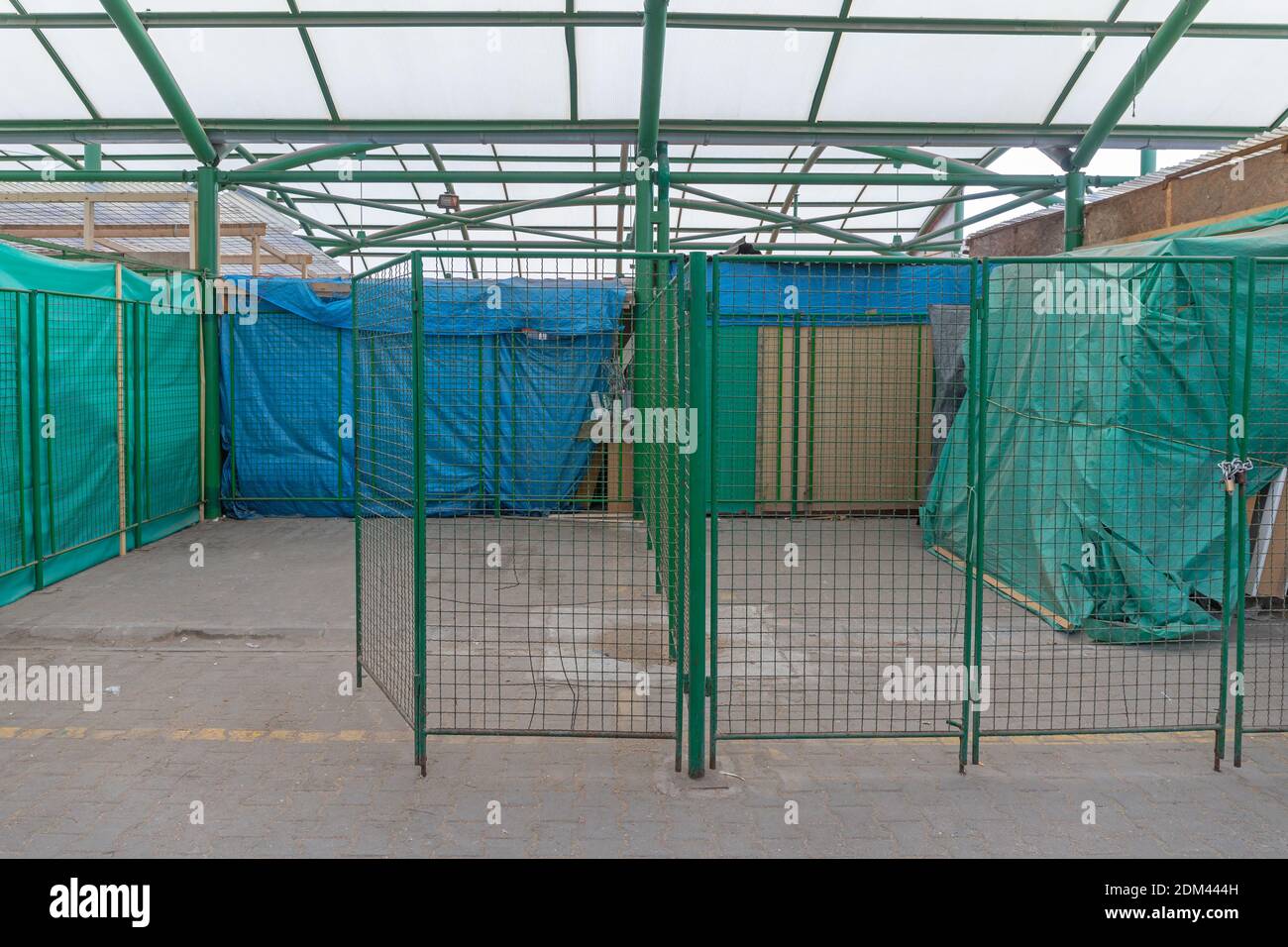 Empty Space Market Stall Booth Covered With Tarp Stock Photo - Alamy