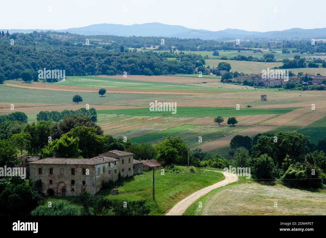 Tuscany landscape with old building on the field. Italy Stock Photo - Alamy