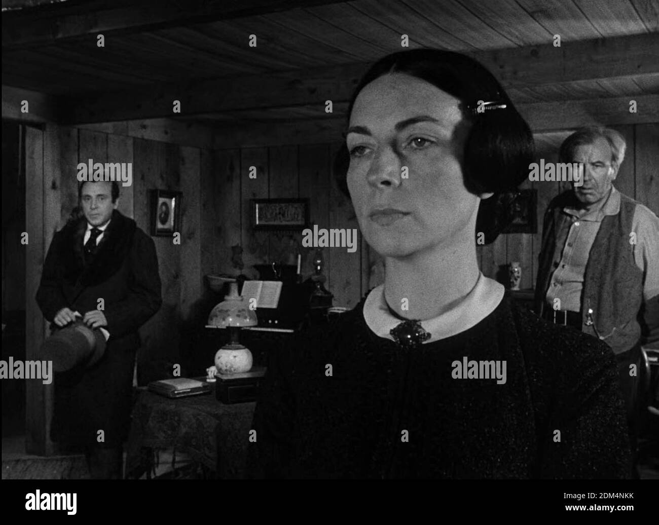 Los Angeles.CA.USA. George Couloris, Agnes Moorehead and Harry Shannon ...