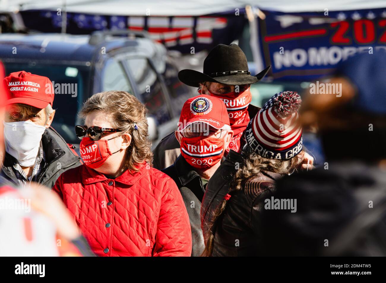 Red maga hat hi-res stock photography and images - Alamy