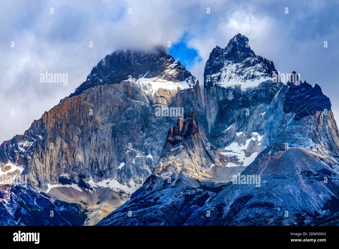Large Pehoe Lake Lago Paine Horns Three Granite Peaks Torres del Paine ...