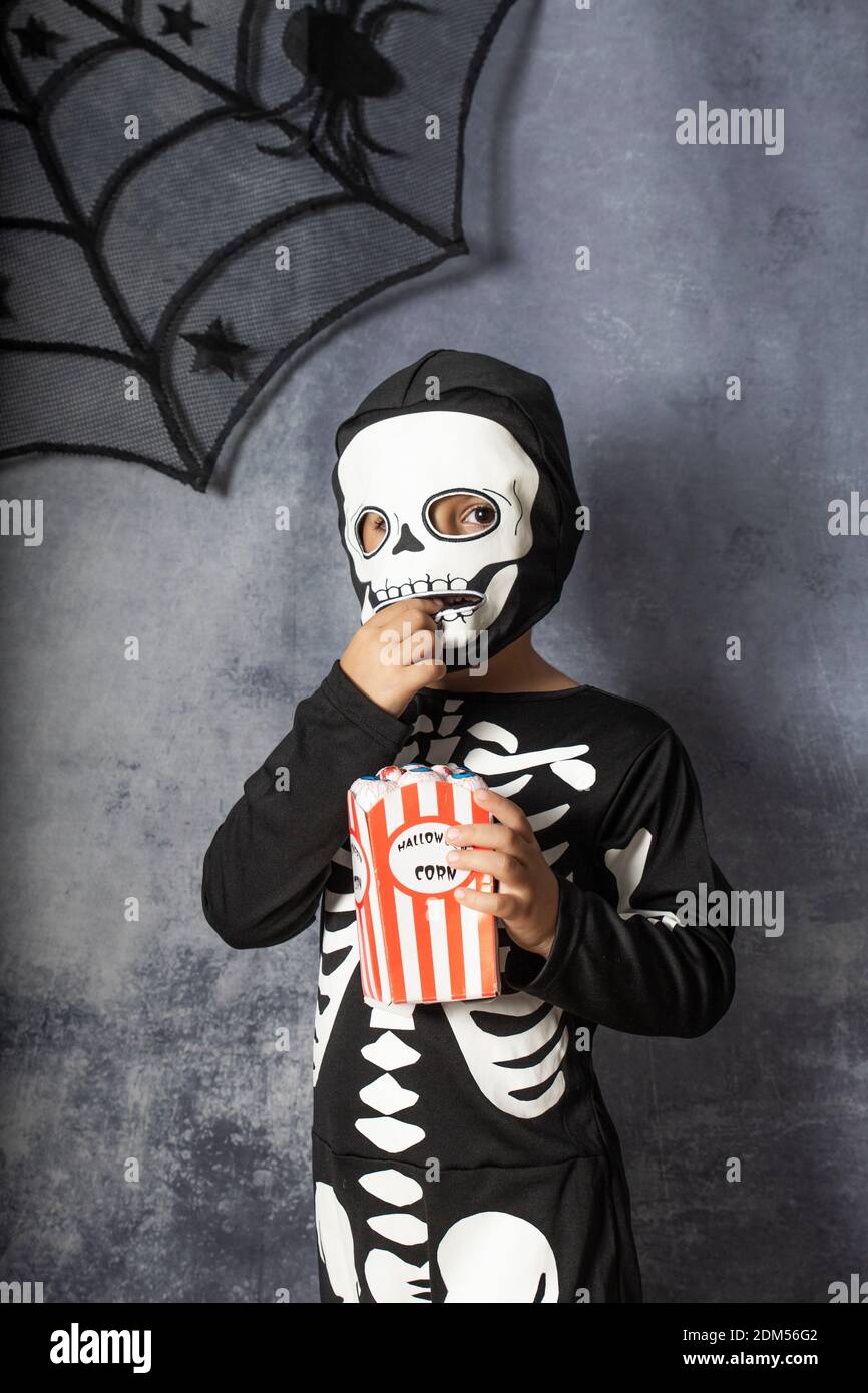 Skeleton costume and eating hi-res stock photography and images - Alamy