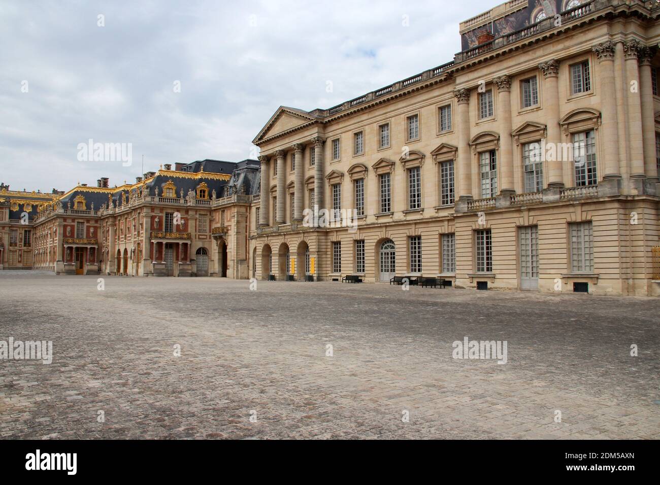 royal castle in versailles in france Stock Photo - Alamy