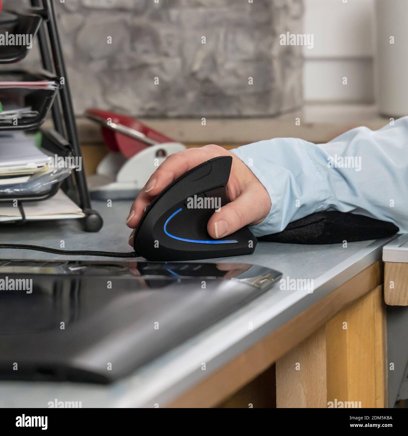 Office ergonomics hi-res stock photography and images - Alamy