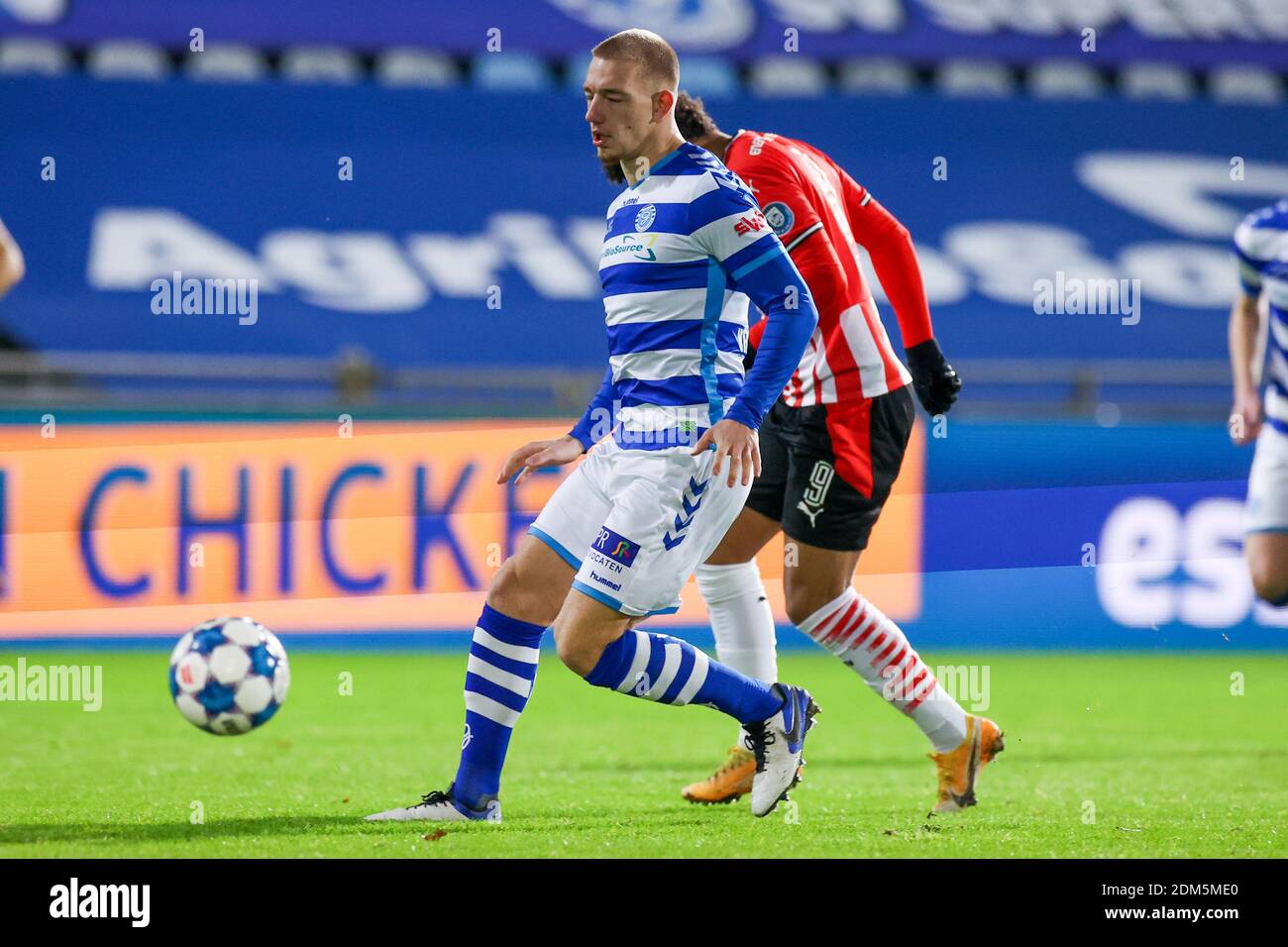 EINDHOVEN, NETHERLANDS - DECEMBER 16: Jasper van Heertum of De ...