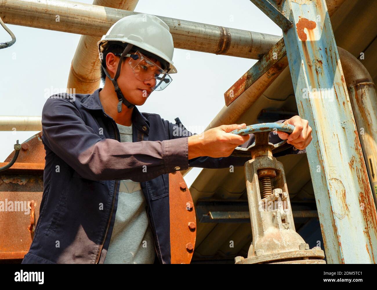 24 Valve High Resolution Stock Photography and Images - Alamy