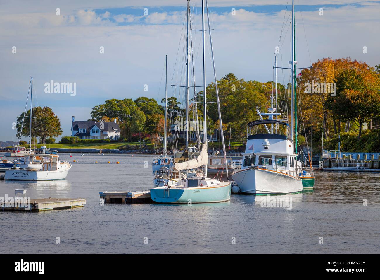 Ships port autumn fall harbor hi-res stock photography and images - Alamy