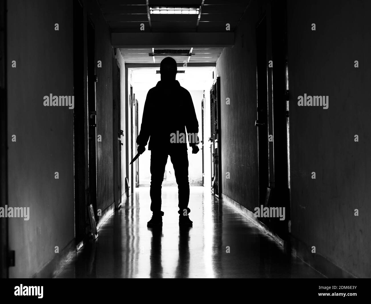 Man holding knife silhouette hi-res stock photography and images - Alamy