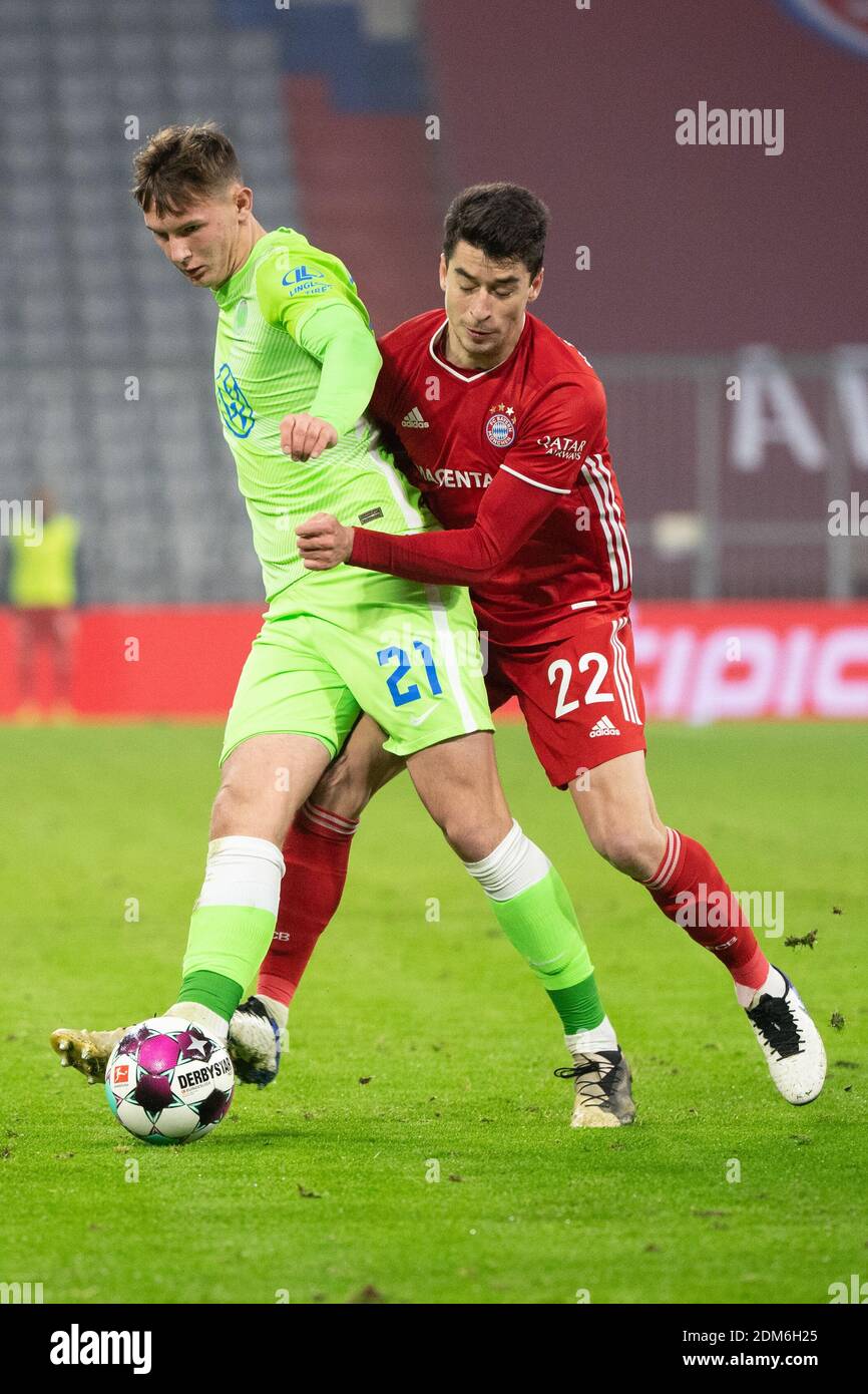 Marc roca fc bayern munchen hi-res stock photography and images - Alamy